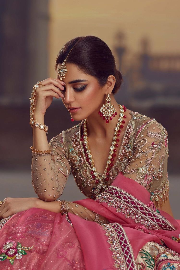 Maya Ali’s latest Bridal Photoshoot – THE ODD ONEE