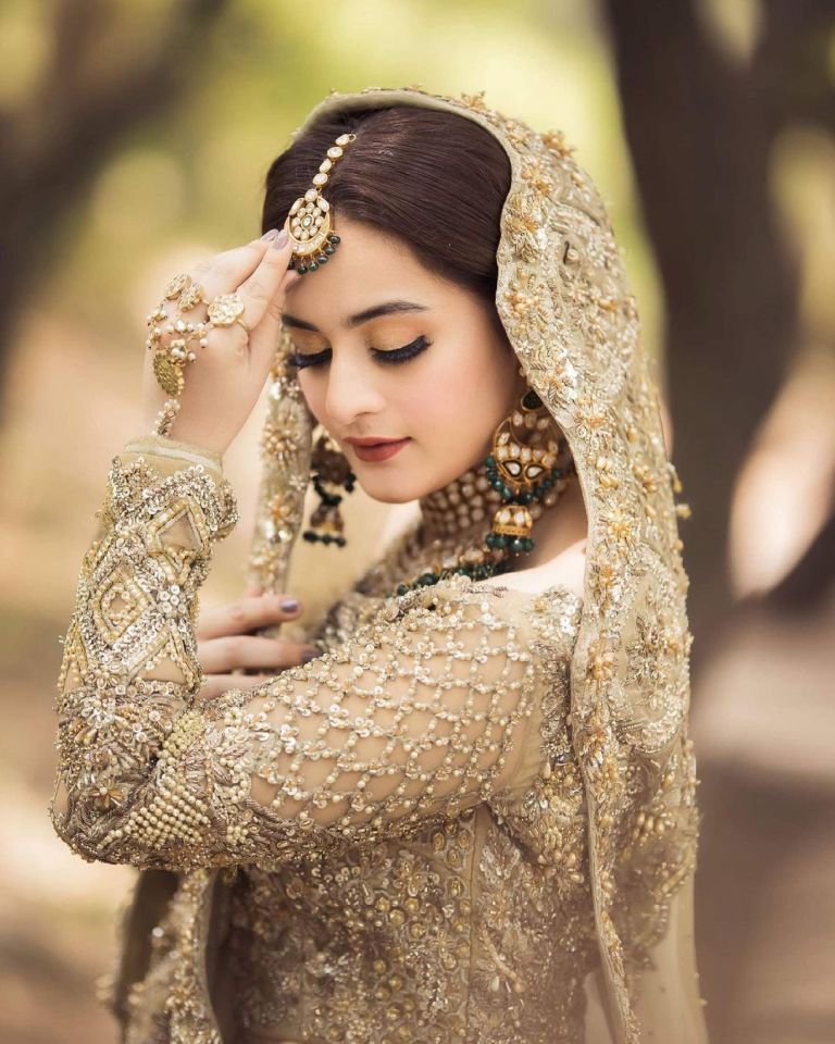 Aiman Khan Latest Bridal Photoshoot for Rahat Afridi – THE ODD ONEE