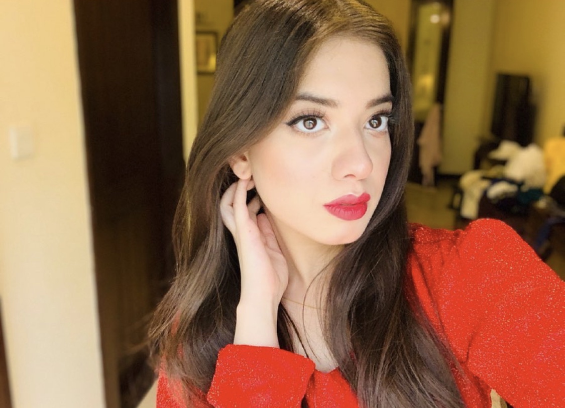 Arisha Razi express her disappointment for not being invited to the Hum ...