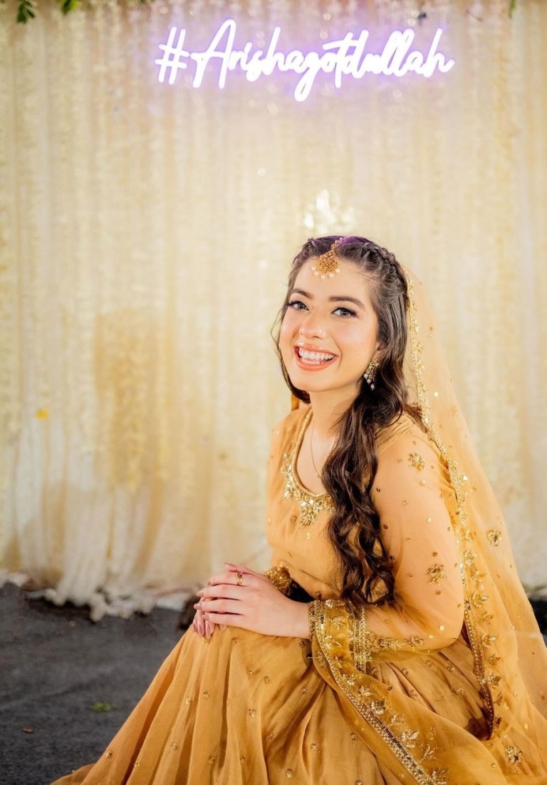 Arisha Khan And Abdullah Farrukh Wedding in Pictures – THE ODD ONEE